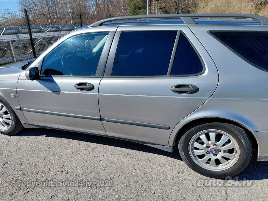 Pelēks Saab 9-5 2005 Tallina, ar dzinēja tilpumu 2.30 L un nobraukumu 0 tūkst. km par 2100 €, foto 5 vietnē AUTOMOTO.COM.LV