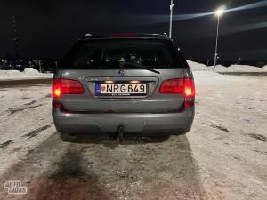 Grey Saab 9-5 2006 in Vilnius, with an engine capacity of 1.90 L and mileage of 421 thousand km for 1000 €, photo 4 on AUTOMOTO.COM.LV