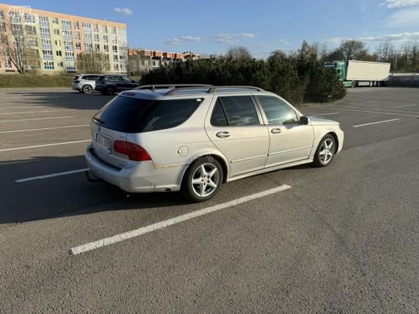 Grey Saab 9-5 2006 in Siauliai, with an engine capacity of 2.30 L and mileage of 437 thousand km for 950 €, photo 1 on AUTOMOTO.COM.LV