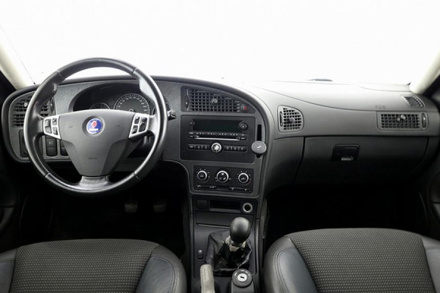 Grey Saab 9-5 2006 in Tallinn, with an engine capacity of 1.90 L and mileage of 364 thousand km for 999 €, photo 6 on AUTOMOTO.COM.LV