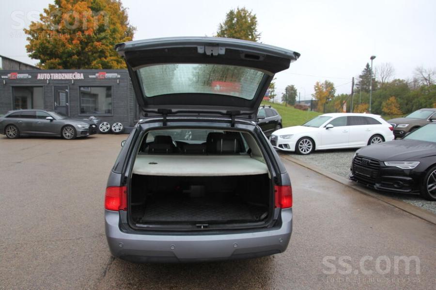 Grey Saab 9-5 2007 in Tukums, with an engine capacity of 1.90 L and mileage of 233 thousand km for 2000 €, photo 11 on AUTOMOTO.COM.LV