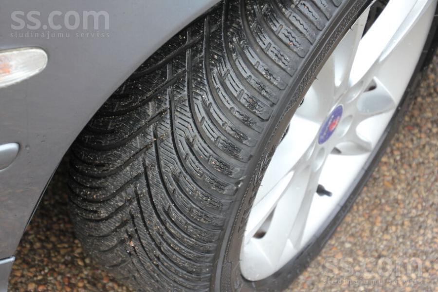 Grey Saab 9-5 2007 in Tukums, with an engine capacity of 1.90 L and mileage of 233 thousand km for 2000 €, photo 24 on AUTOMOTO.COM.LV