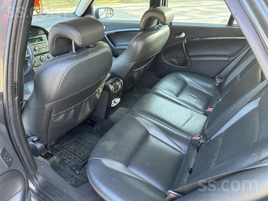 Grey Saab 9-5 2009 in Riga, with an engine capacity of 1.90 L and mileage of 323 thousand km for 3500 €, photo 11 on AUTOMOTO.COM.LV