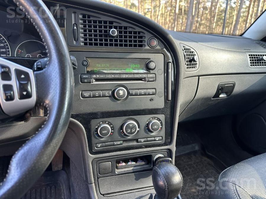 Grey Saab 9-5 2009 in Riga, with an engine capacity of 1.90 L and mileage of 323 thousand km for 3500 €, photo 12 on AUTOMOTO.COM.LV