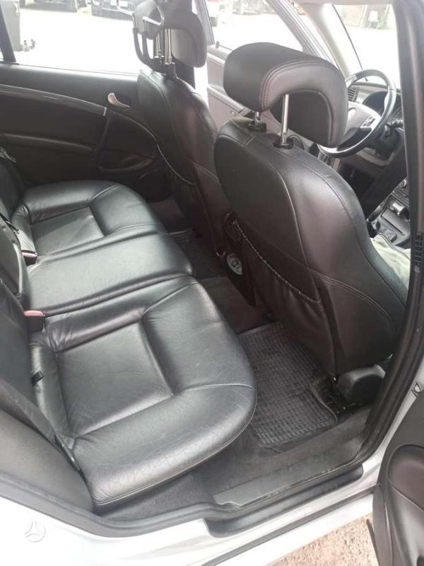 Grey Saab 9-5 2009 in Vilnius, with an engine capacity of 1.91 L and mileage of 214 thousand km for 2500 €, photo 9 on AUTOMOTO.COM.LV