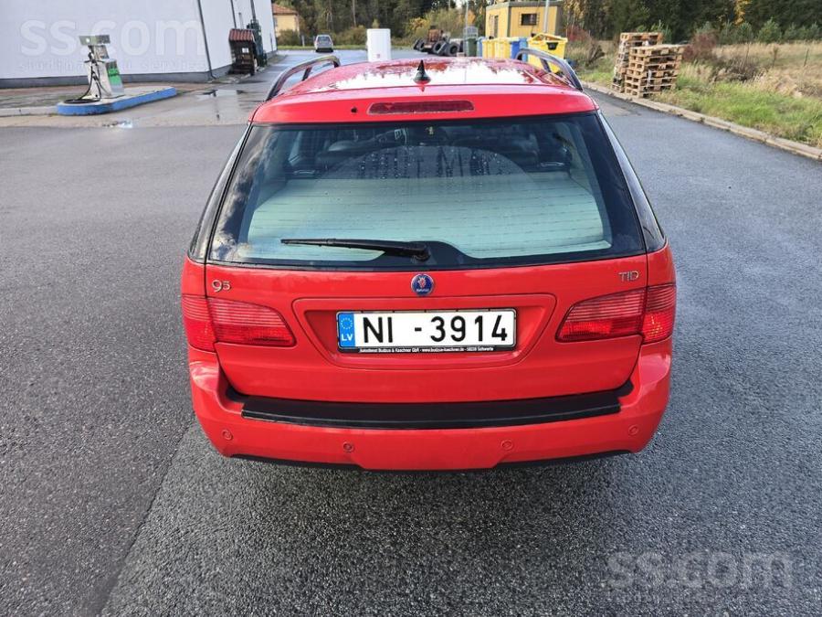 Red Saab 9-5 2007 in Riga, with an engine capacity of 1.90 L and mileage of 332 thousand km for 3500 €, photo 4 on AUTOMOTO.COM.LV
