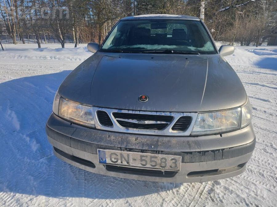 Saab 9-5 2000 in Tukums, with an engine capacity of 2.30 L and mileage of 179 thousand km for 1150 €, photo 2 on AUTOMOTO.COM.LV