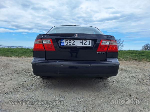 Saab 9-5 2001 Tallina, ar dzinēja tilpumu 2.30 L un nobraukumu 160 tūkst. km par 8500 €, foto 8 vietnē AUTOMOTO.COM.LV