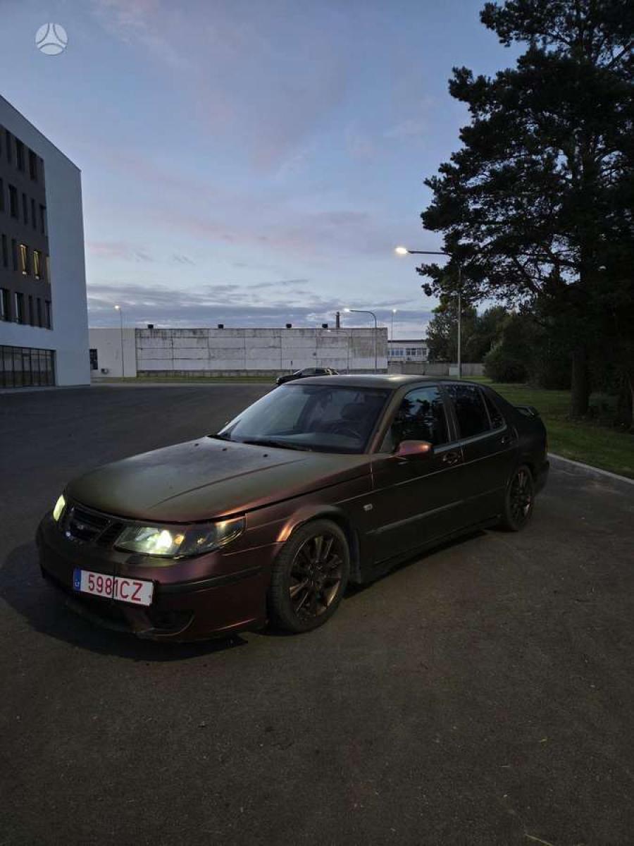Saab 9-5 2003 in Mazeikiai, with an engine capacity of 2.30 L and mileage of 230 thousand km for 999 €, photo 8 on AUTOMOTO.COM.LV