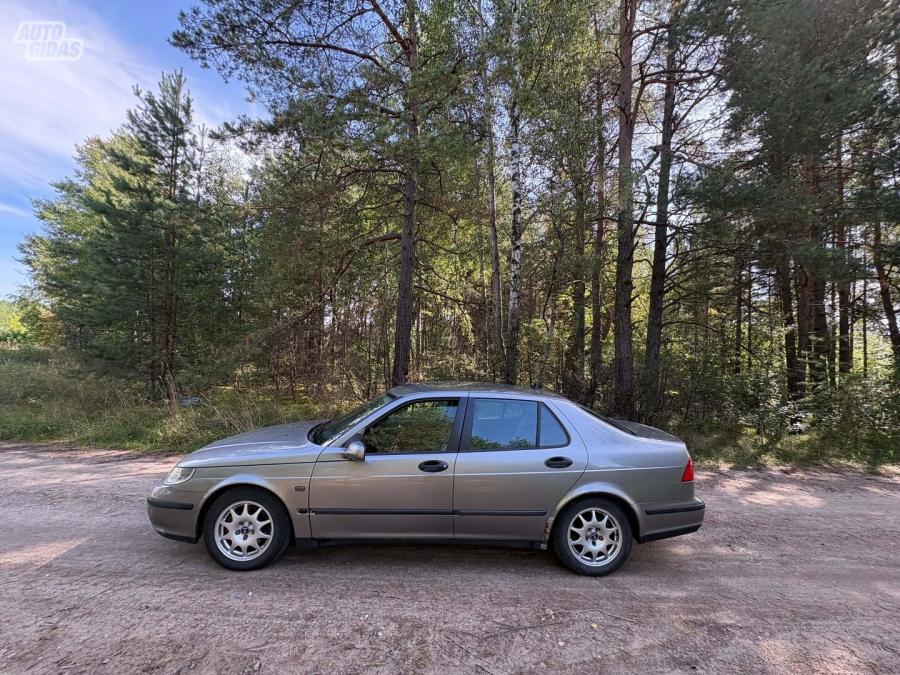 Saab 9-5 2004 in Varena, with an engine capacity of 2.20 L and mileage of 300 thousand km for 750 €, photo 4 on AUTOMOTO.COM.LV