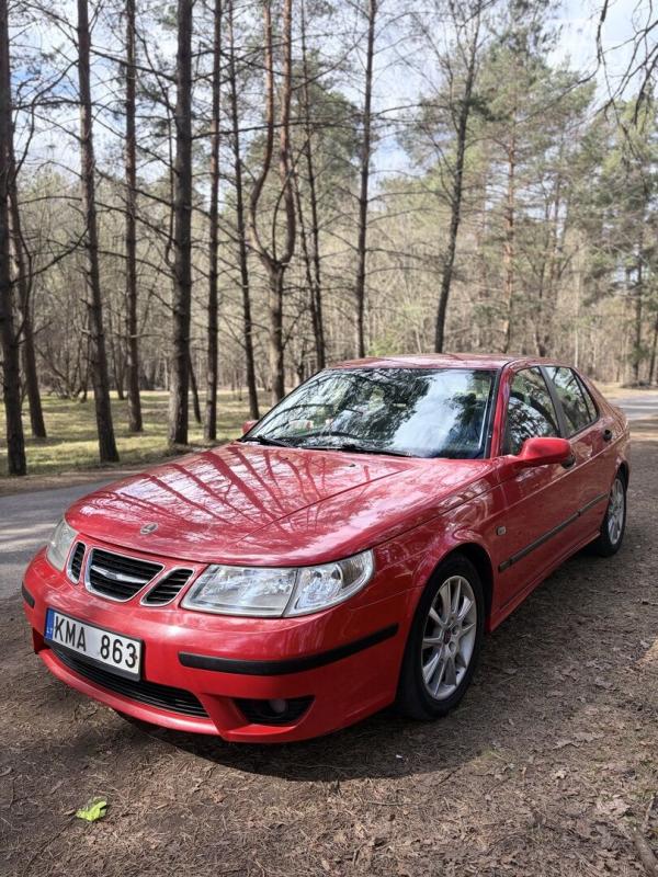 Saab 9-5 2005 in Vilnius, with an engine capacity of 2.20 L and mileage of 325 thousand km for 1450 €, photo 1 on AUTOMOTO.COM.LV