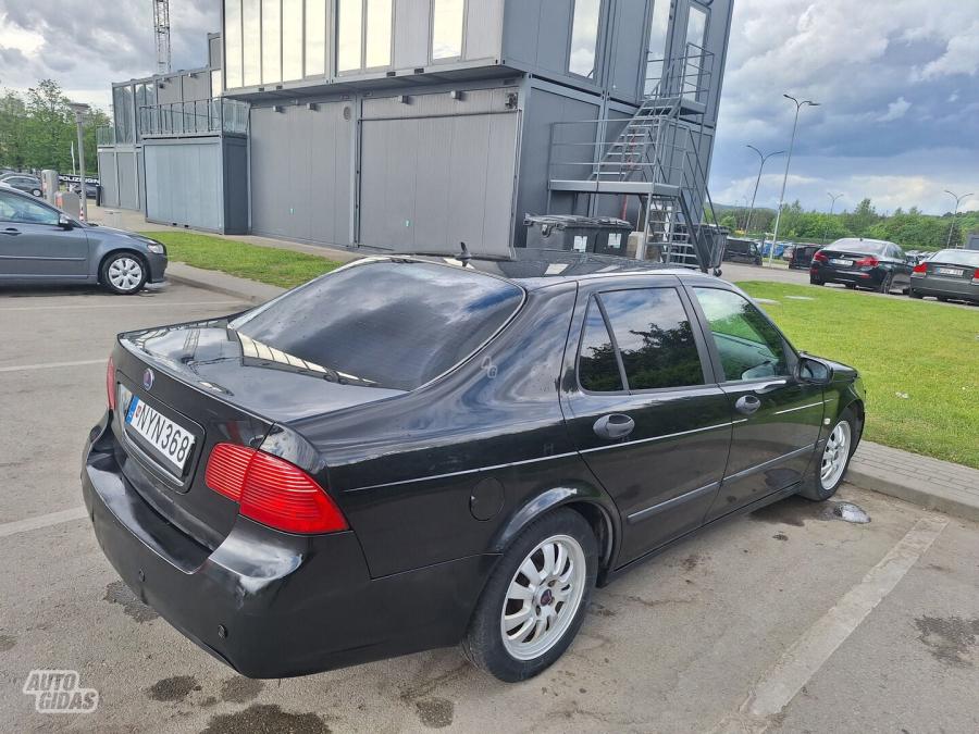 Сааб 9-5 2006 в Вильнюс, объемом двигателя 1.90 л и пробегом 320 тыс. км за 1000 €, фото 4 на AUTOMOTO.COM.LV