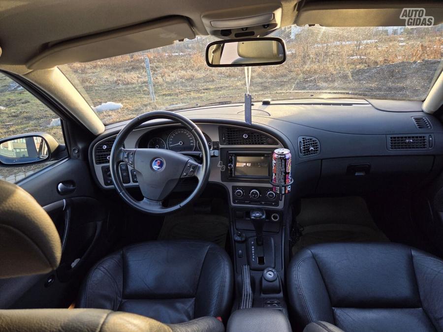 Saab 9-5 2009 in Vilnius, with an engine capacity of 1.90 L and mileage of 311 thousand km for 1180 €, photo 7 on AUTOMOTO.COM.LV