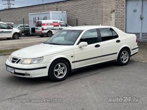 Balts Saab 9-5 2002 Narva, ar dzinēja tilpumu 2.20 L un nobraukumu 193 tūkst. km par 999 €, foto  vietnē AUTOMOTO.COM.LV