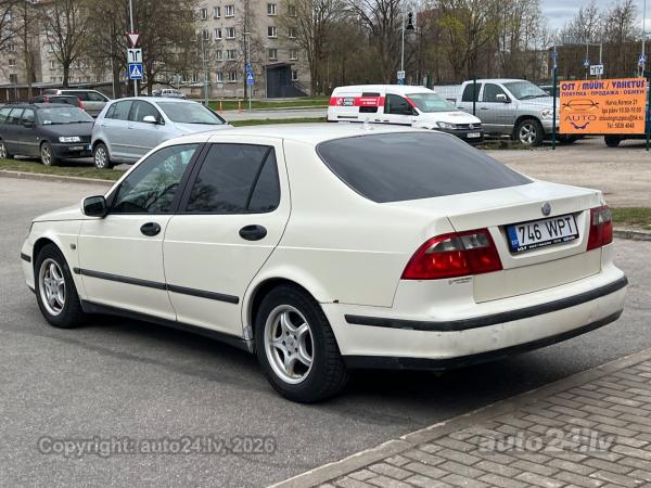 Balts Saab 9-5 2002 Narva, ar dzinēja tilpumu 2.20 L un nobraukumu 193 tūkst. km par 999 €, foto 3 vietnē AUTOMOTO.COM.LV