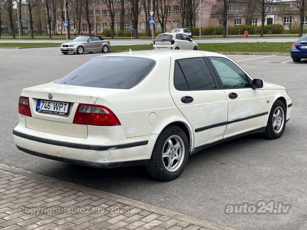 Balts Saab 9-5 2002 Narva, ar dzinēja tilpumu 2.20 L un nobraukumu 193 tūkst. km par 999 €, foto 5 vietnē AUTOMOTO.COM.LV