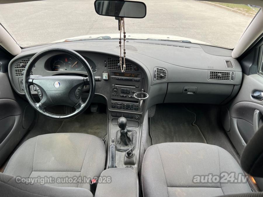 Balts Saab 9-5 2002 Narva, ar dzinēja tilpumu 2.20 L un nobraukumu 193 tūkst. km par 999 €, foto 13 vietnē AUTOMOTO.COM.LV