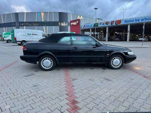 Melns Saab 900 1994 Viļņa, ar dzinēja tilpumu 2.30 L un nobraukumu 173 tūkst. km par 2800 €, foto 6 vietnē AUTOMOTO.COM.LV