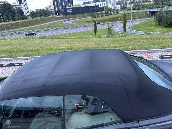 Black Saab 900 1994 in Vilnius, with an engine capacity of 2.30 L and mileage of 173 thousand km for 2800 €, photo 11 on AUTOMOTO.COM.LV