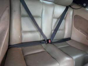 Melns Saab 900 1994 Viļņa, ar dzinēja tilpumu 2.30 L un nobraukumu 173 tūkst. km par 2800 €, foto 16 vietnē AUTOMOTO.COM.LV