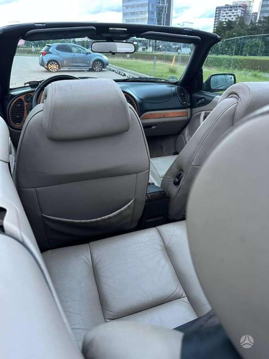 Melns Saab 900 1994 Viļņa, ar dzinēja tilpumu 2.30 L un nobraukumu 173 tūkst. km par 2800 €, foto 22 vietnē AUTOMOTO.COM.LV