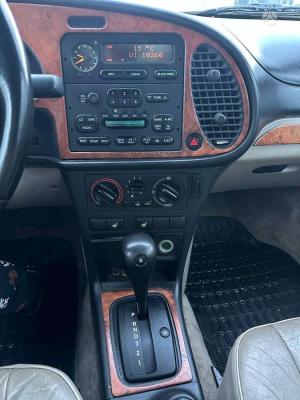 Melns Saab 900 1994 Viļņa, ar dzinēja tilpumu 2.30 L un nobraukumu 173 tūkst. km par 2800 €, foto 25 vietnē AUTOMOTO.COM.LV