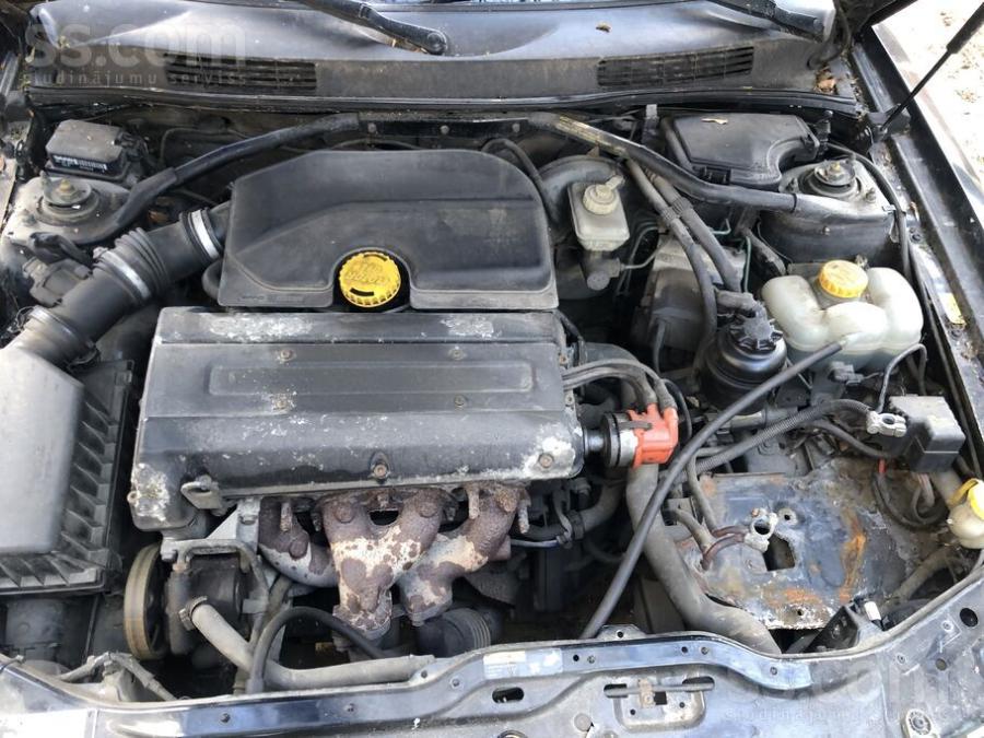 Melns Saab 900 1995 Rīga, ar dzinēja tilpumu 2.30 L un nobraukumu 182 tūkst. km par 700 €, foto 9 vietnē AUTOMOTO.COM.LV