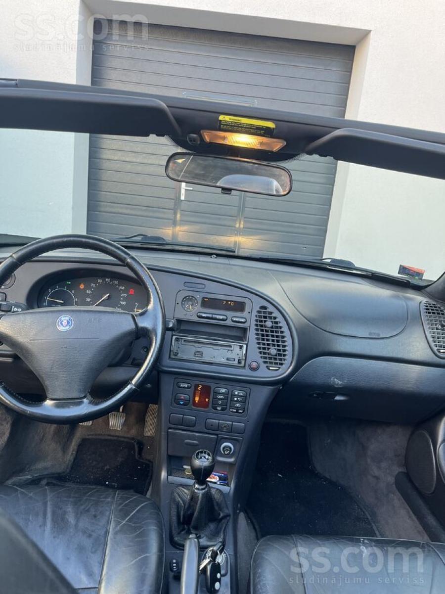 Melns Saab 900 1996 Rīga, ar dzinēja tilpumu 2.00 L un nobraukumu 290 tūkst. km par 3500 €, foto 8 vietnē AUTOMOTO.COM.LV