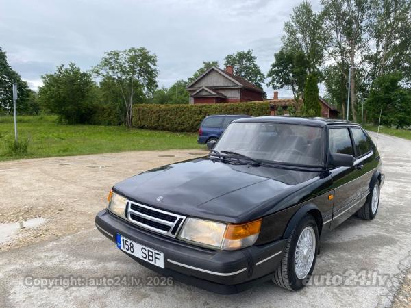 Black Saab 900 1993 in Haapsalu, with an engine capacity of 2.00 L and mileage of 324 thousand km for 7500 €, photo 1 on AUTOMOTO.COM.LV