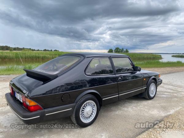 Black Saab 900 1993 in Haapsalu, with an engine capacity of 2.00 L and mileage of 324 thousand km for 7500 €, photo 4 on AUTOMOTO.COM.LV