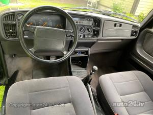 Melns Saab 900 1993 Hāpsalu, ar dzinēja tilpumu 2.00 L un nobraukumu 324 tūkst. km par 7500 €, foto 10 vietnē AUTOMOTO.COM.LV