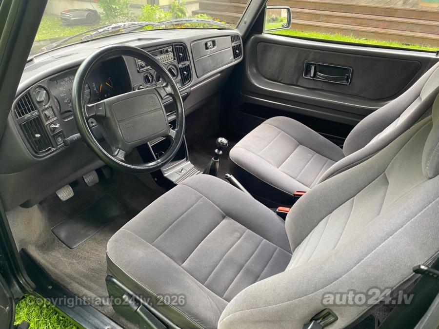 Melns Saab 900 1993 Hāpsalu, ar dzinēja tilpumu 2.00 L un nobraukumu 324 tūkst. km par 7500 €, foto 11 vietnē AUTOMOTO.COM.LV