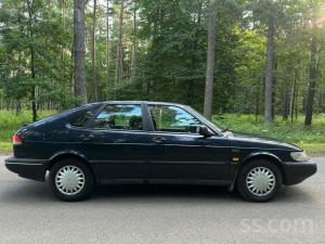 Синий Сааб 900 1995 в Рига, объемом двигателя 2.00 л и пробегом 219 тыс. км за 2250 €, фото 4 на AUTOMOTO.COM.LV