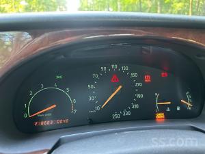 Синий Сааб 900 1995 в Рига, объемом двигателя 2.00 л и пробегом 219 тыс. км за 2250 €, фото 11 на AUTOMOTO.COM.LV