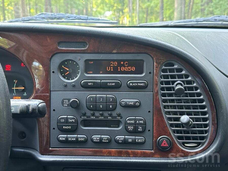 Синий Сааб 900 1995 в Рига, объемом двигателя 2.00 л и пробегом 219 тыс. км за 2250 €, фото 12 на AUTOMOTO.COM.LV