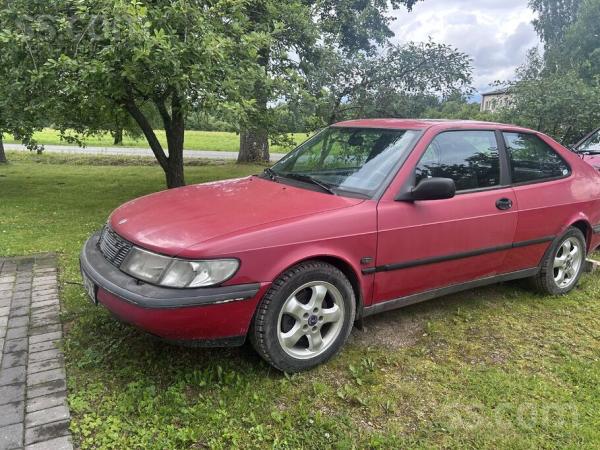 Sarkans Saab 900 1996 Rīga, ar dzinēja tilpumu 2.50 L un nobraukumu 270 tūkst. km par 400 €, foto 1 vietnē AUTOMOTO.COM.LV