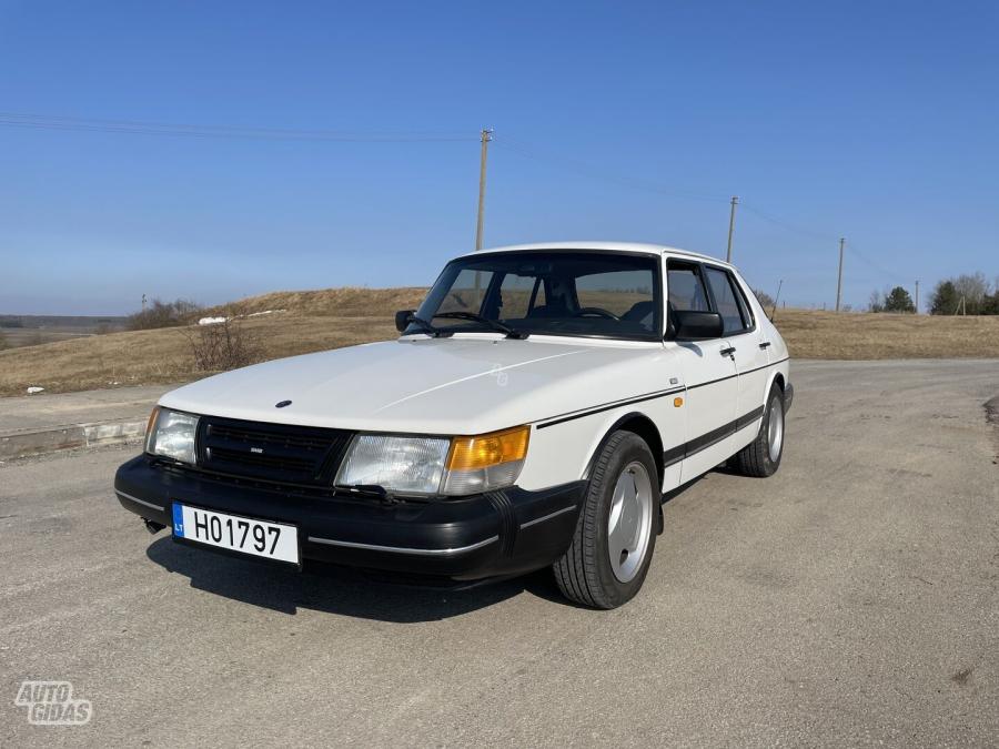 Saab 900 1988 Jonava, ar dzinēja tilpumu 2.00 L un nobraukumu 313 tūkst. km par 3500 €, foto 1 vietnē AUTOMOTO.COM.LV