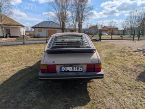 Dzeltens Saab 900 1986 Rīga, ar dzinēja tilpumu 2.00 L un nobraukumu 194 tūkst. km par 3900 €, foto 6 vietnē AUTOMOTO.COM.LV