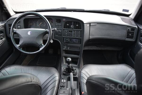 Black Saab 9000 1995 in Riga, with an engine capacity of 2.00 L and mileage of 111 thousand km for 9500 €, photo 4 on AUTOMOTO.COM.LV