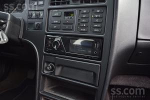 Black Saab 9000 1995 in Riga, with an engine capacity of 2.00 L and mileage of 111 thousand km for 9500 €, photo 7 on AUTOMOTO.COM.LV