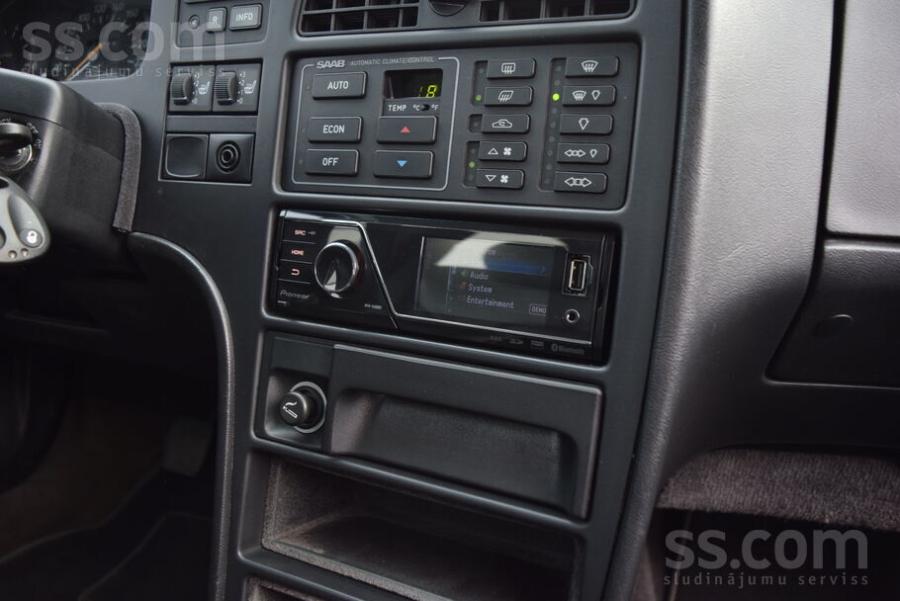Black Saab 9000 1995 in Riga, with an engine capacity of 2.00 L and mileage of 111 thousand km for 9500 €, photo 7 on AUTOMOTO.COM.LV