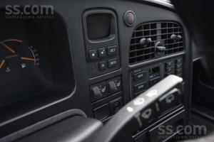Black Saab 9000 1995 in Riga, with an engine capacity of 2.00 L and mileage of 111 thousand km for 9500 €, photo 8 on AUTOMOTO.COM.LV