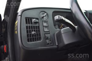 Black Saab 9000 1995 in Riga, with an engine capacity of 2.00 L and mileage of 111 thousand km for 9500 €, photo 10 on AUTOMOTO.COM.LV