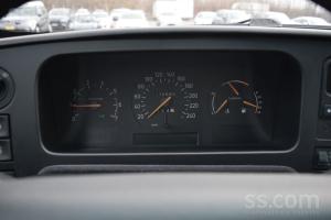 Black Saab 9000 1995 in Riga, with an engine capacity of 2.00 L and mileage of 111 thousand km for 9500 €, photo 12 on AUTOMOTO.COM.LV
