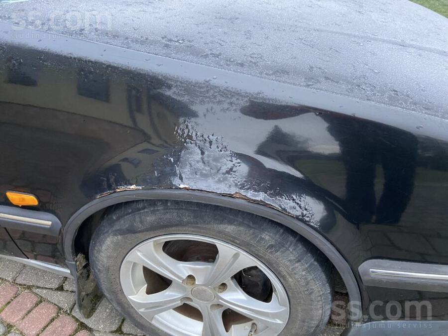 Черный Сааб 9000 1995 в Валмиера, объемом двигателя 2.30 л и пробегом 398 тыс. км за 450 €, фото 6 на AUTOMOTO.COM.LV