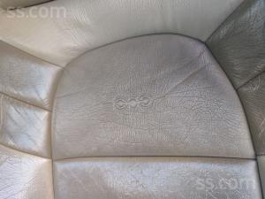 Blue Saab 9000 1997 in Riga, with an engine capacity of 2.30 L and mileage of 0 thousand km for 1300 €, photo 5 on AUTOMOTO.COM.LV