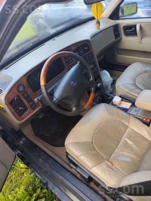 Blue Saab 9000 1997 in Riga, with an engine capacity of 2.30 L and mileage of 0 thousand km for 1300 €, photo 6 on AUTOMOTO.COM.LV