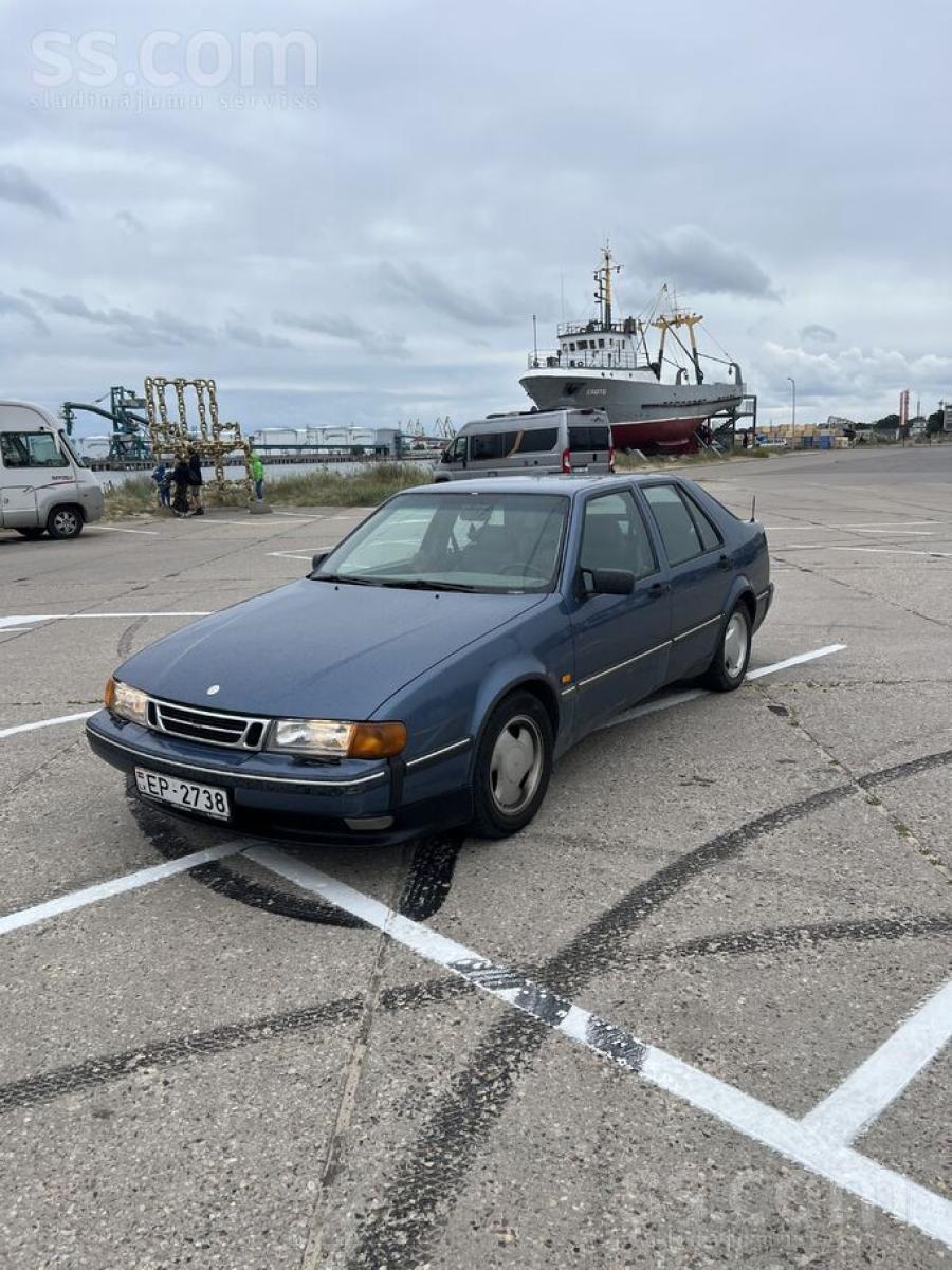 Blue Saab 9000 1993 in Ventspils, with an engine capacity of 2.30 L and mileage of 233 thousand km for 2300 €, photo 1 on AUTOMOTO.COM.LV