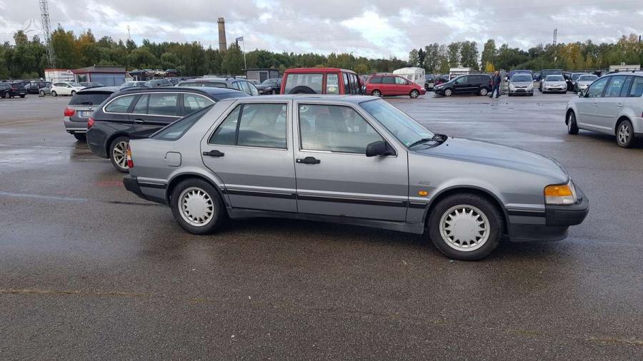 Pelēks Saab 9000 1991 Marijampole, ar dzinēja tilpumu 2.30 L un nobraukumu 91 tūkst. km par 2100 €, foto 8 vietnē AUTOMOTO.COM.LV