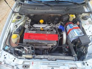 Pelēks Saab 9000 1995 Rīga, ar dzinēja tilpumu 2.30 L un nobraukumu 373 tūkst. km par 2900 €, foto 15 vietnē AUTOMOTO.COM.LV